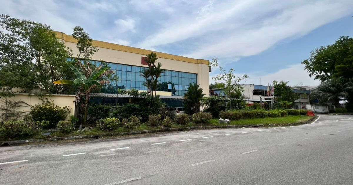 Shah Alam Seksyen 27 Taman Bunga Negara, Warehouse for Rent ...