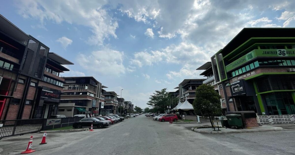 Puchong Semi-Detached Factory for Rent at Jalan PPU 2A | Industrial ...